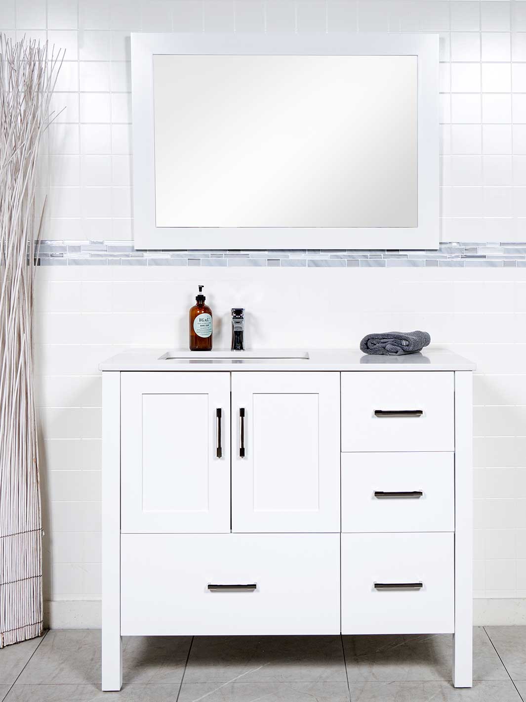 Vanity with left offset sink - Style 2441